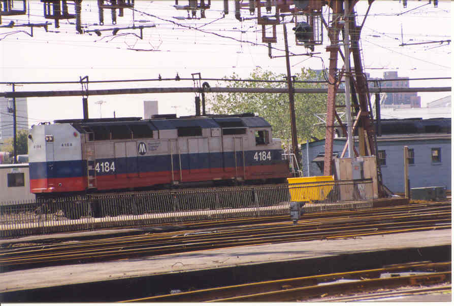 MNRR GP40FH-2 Photos